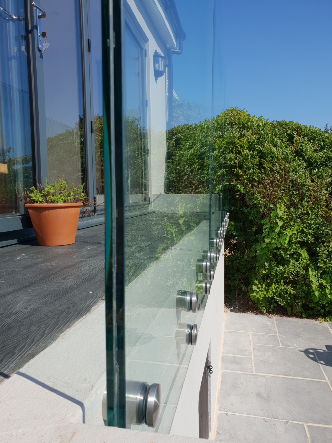 A side-mounted glass balustrade fitted in Hove - Brighton Balustrade ...