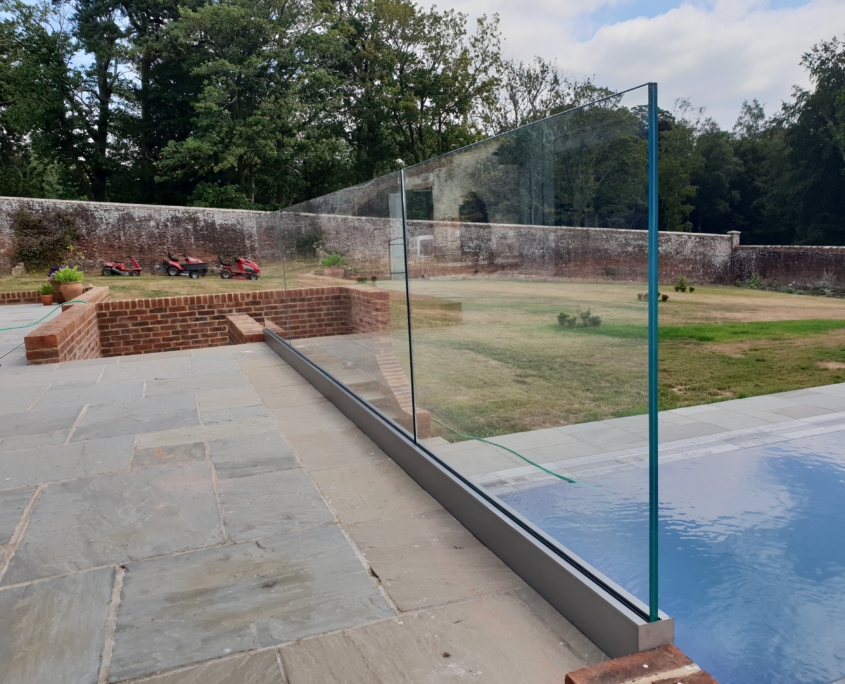 A side-mounted glass balustrade fitted in Hove - Brighton Balustrade ...